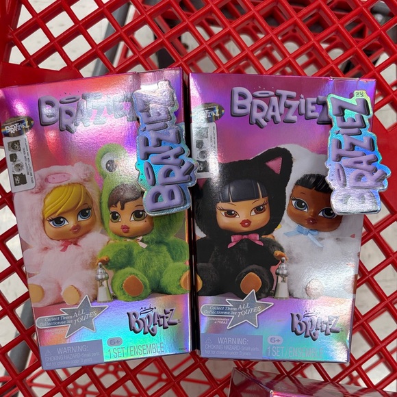 Bratz | Toys | Bratz Blind Box Costume Party Dolls Pink Green Black ...